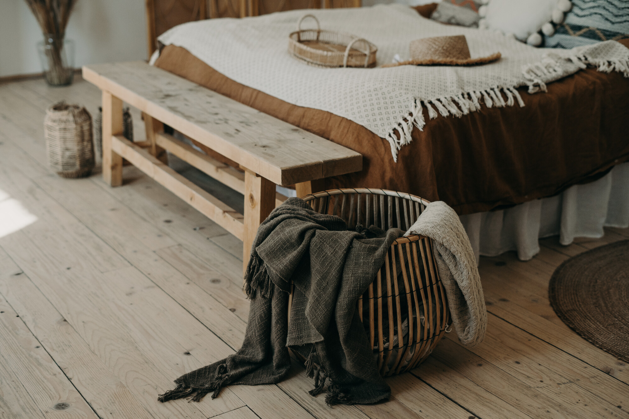 Interior Design Trends 2022: The Perfect Wooden Benches for Your Look ...